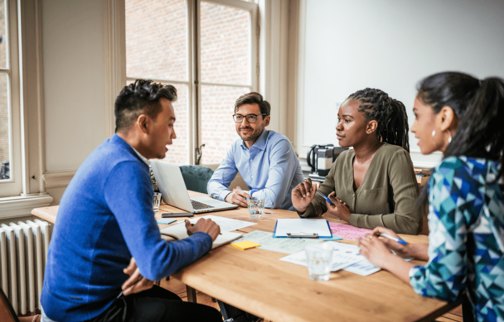 How to Build an Effective Employee Rewards Program with Gift Cards